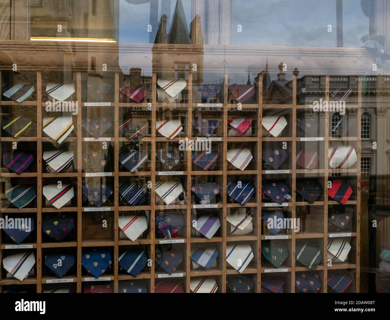 University ties hi-res stock photography and images - Alamy