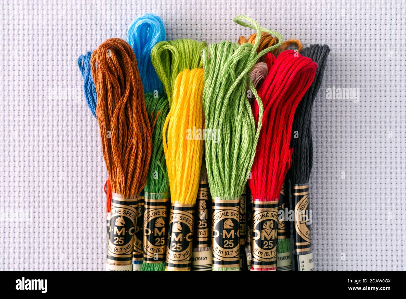 Dmc thread hi-res stock photography and images - Alamy