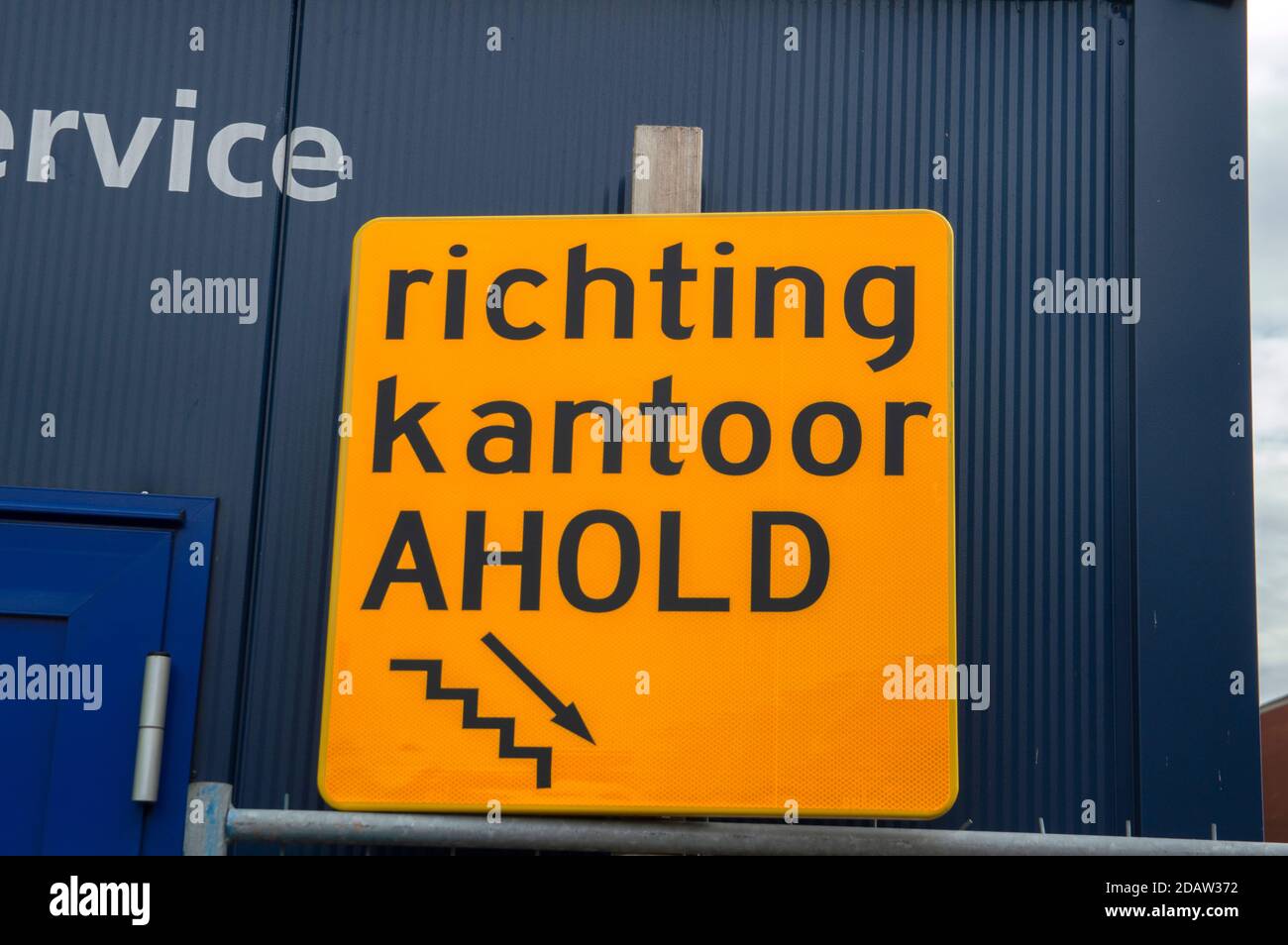 Sign hanging supermarket hi-res stock photography and images - Alamy