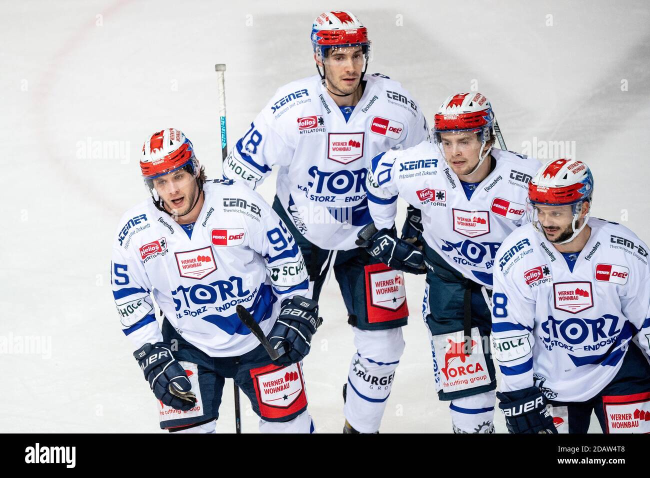 Munich, Germany. 15th Nov, 2020. Ice hockey: Magenta Sport Cup, EHC Red ...