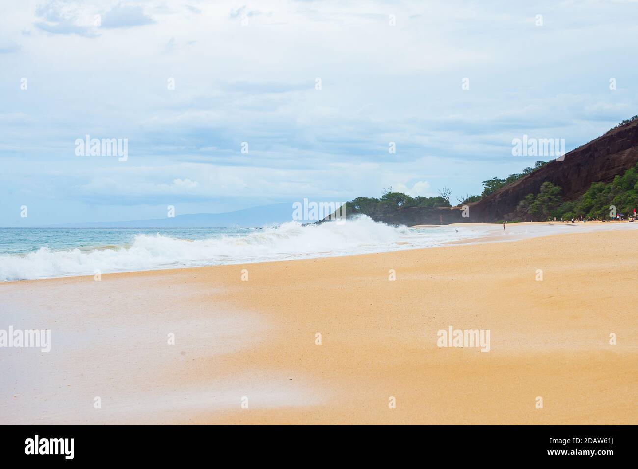 Beautiful empty beach view during daylight, nature view Stock Photo - Alamy