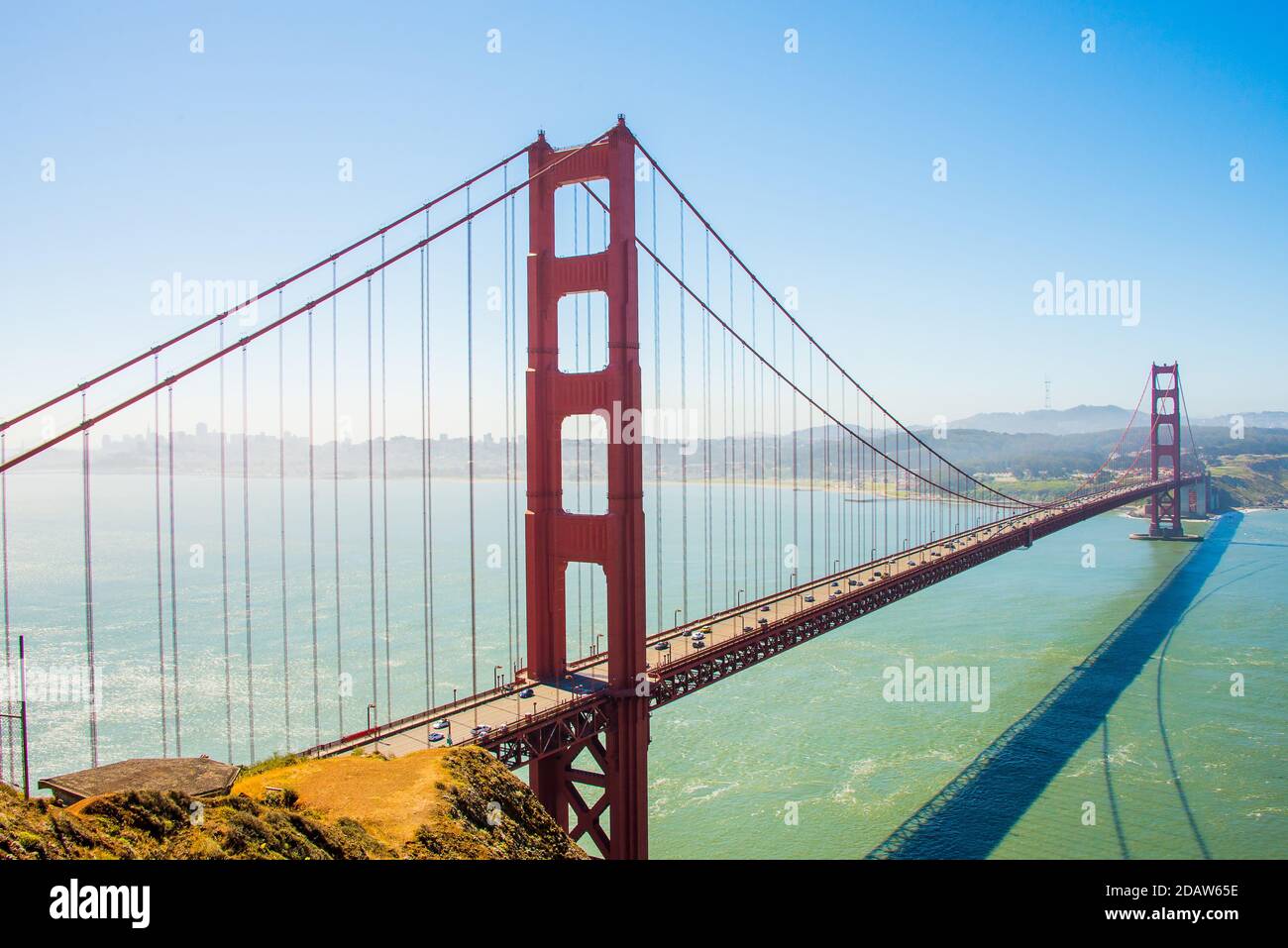 Beautiful view of the San Francisco Golden Gate Bridge from Hawk hill ...