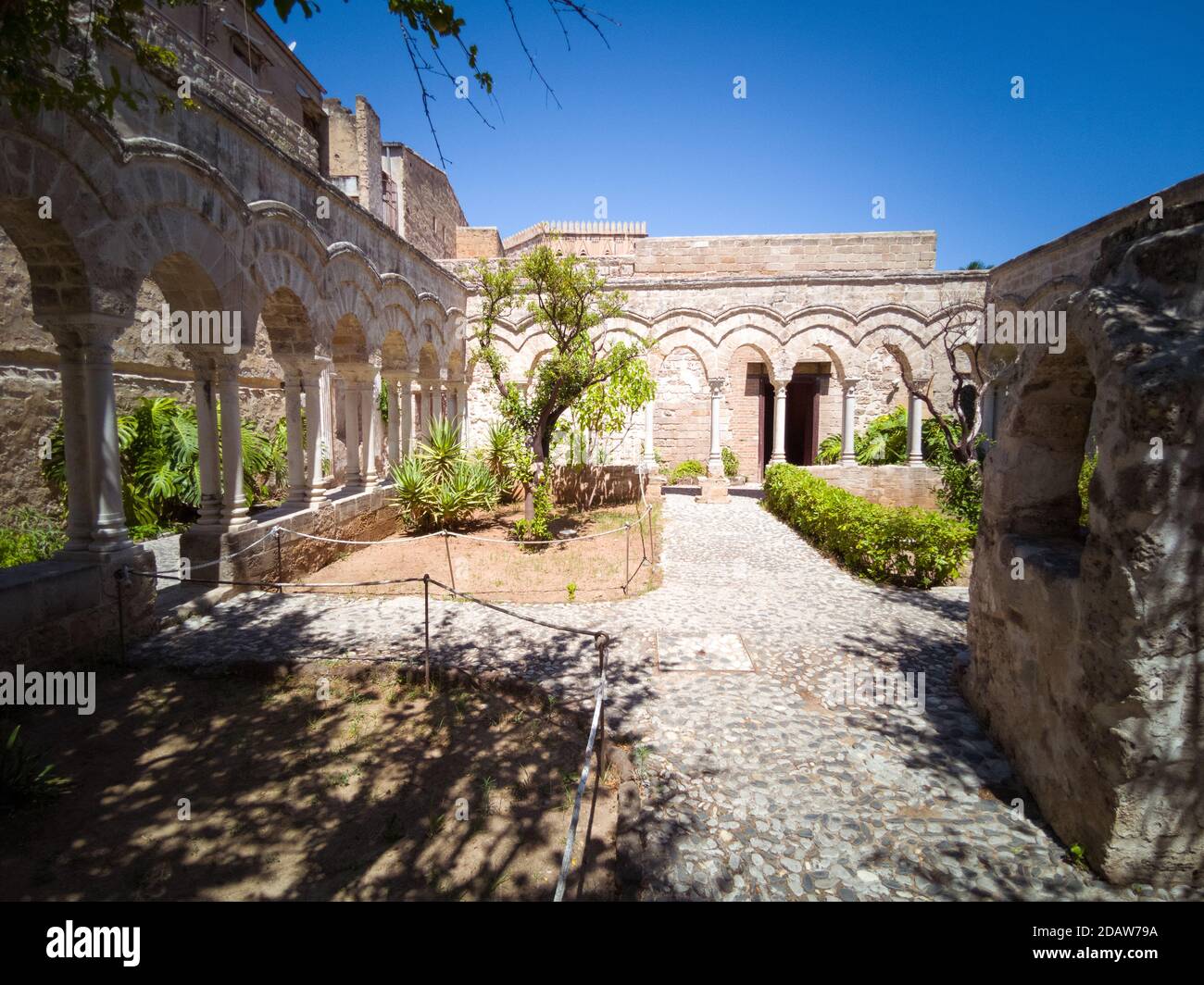 Unesco arabic norman palermo hi-res stock photography and images - Alamy