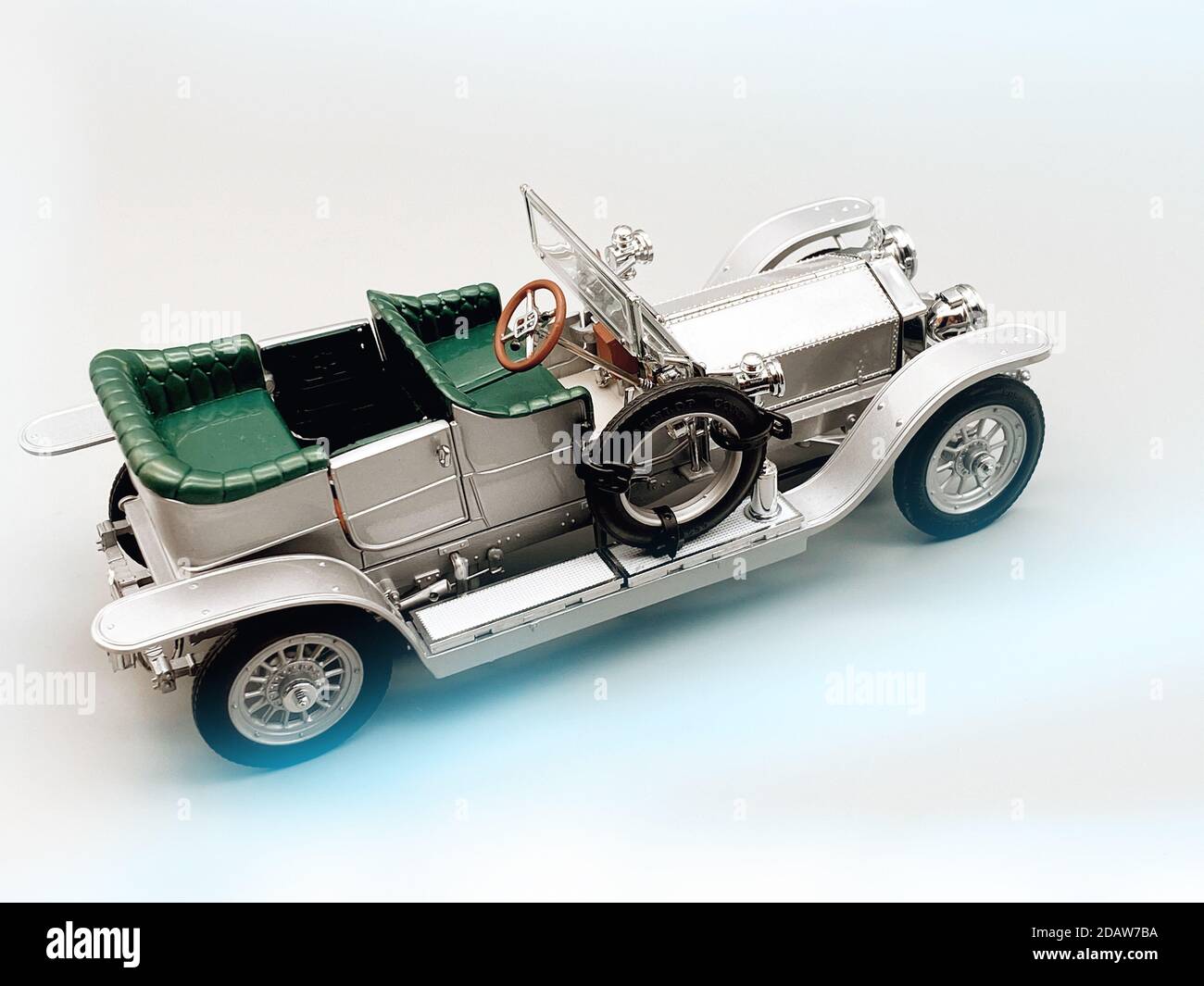 Retro car model hi-res stock photography and images - Alamy