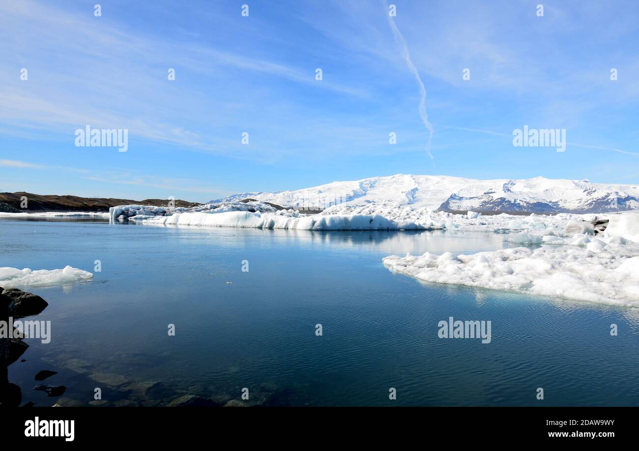 Icey coast hi-res stock photography and images - Alamy