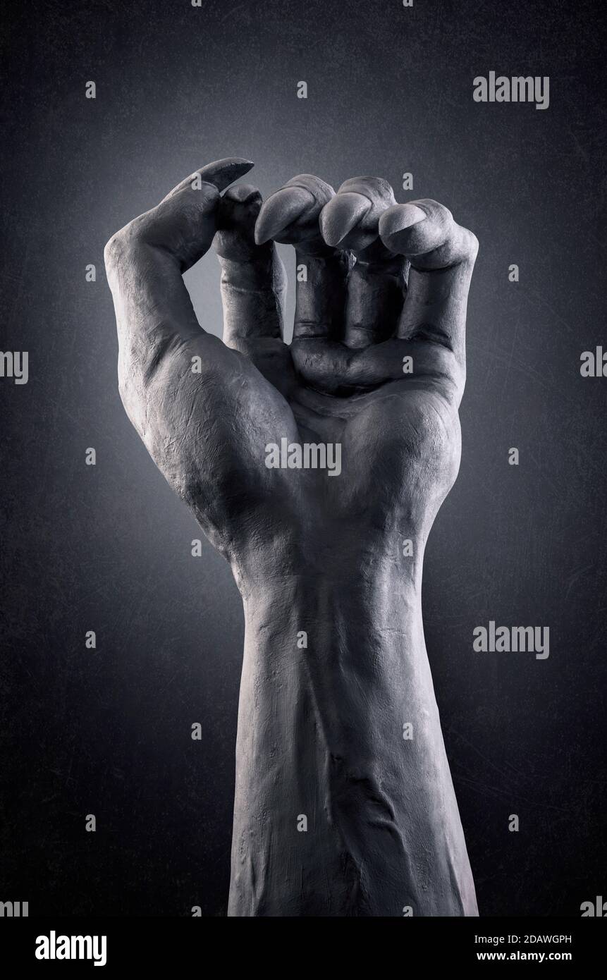 Claw hand hi-res stock photography and images - Alamy