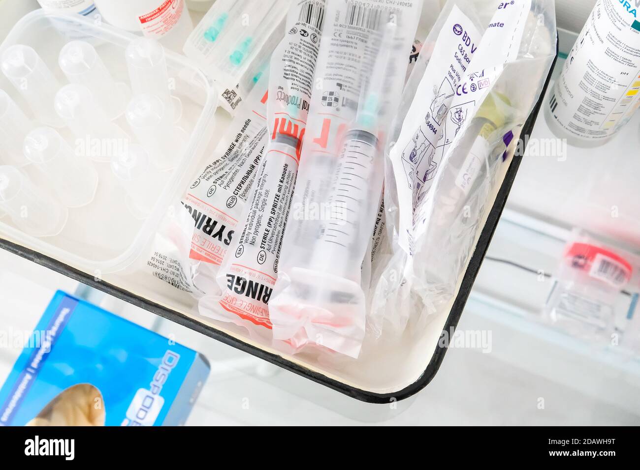 Laboratory glass jars hi-res stock photography and images - Alamy