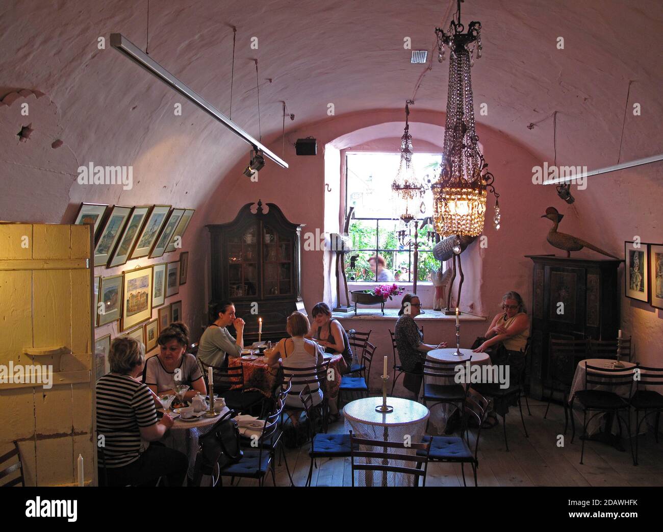 Camelot cafe hi-res stock photography and images - Alamy