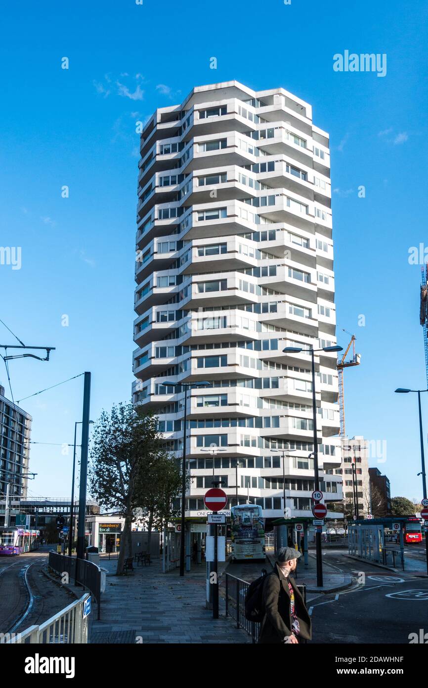 Croydon skyline hi-res stock photography and images - Alamy