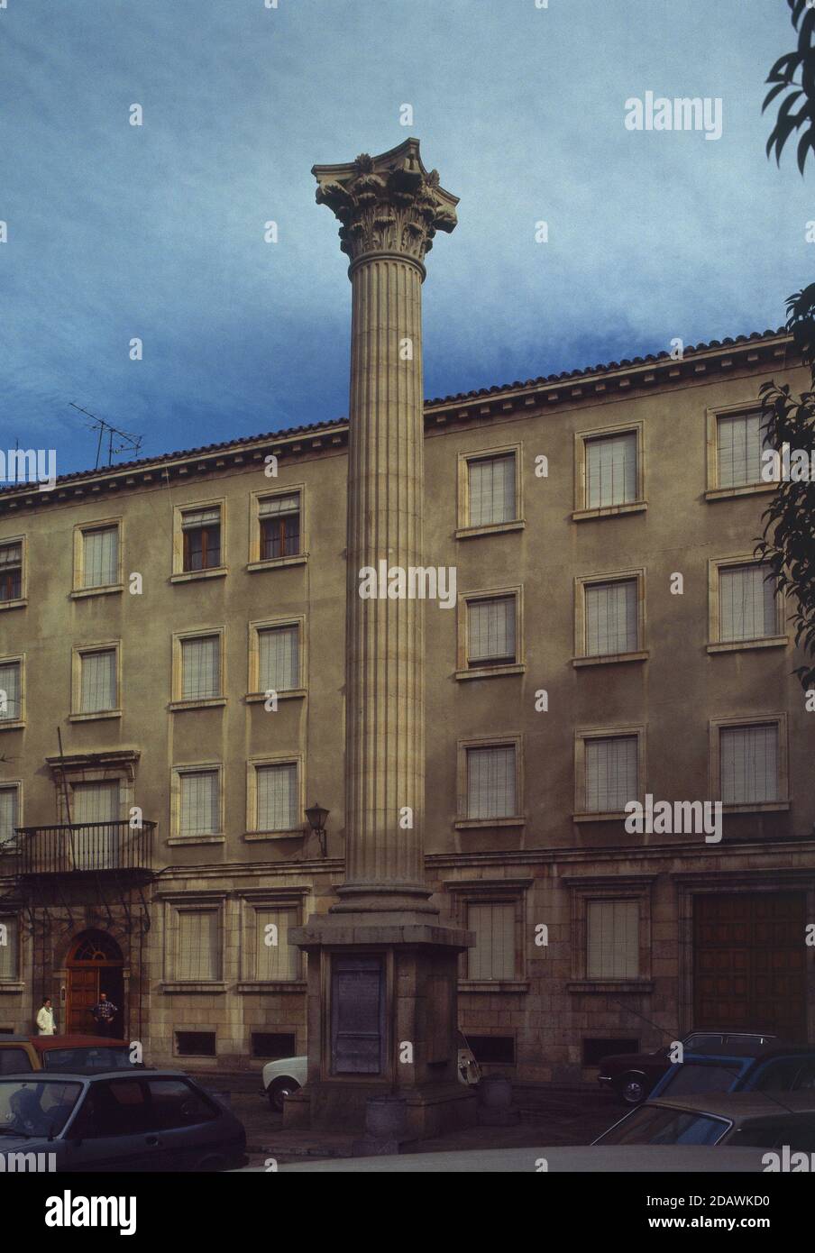 PLAZA DE S ISIDORO - COLUMNA ROMANA A JUPITER OPTIMO MAXIMO. Location ...