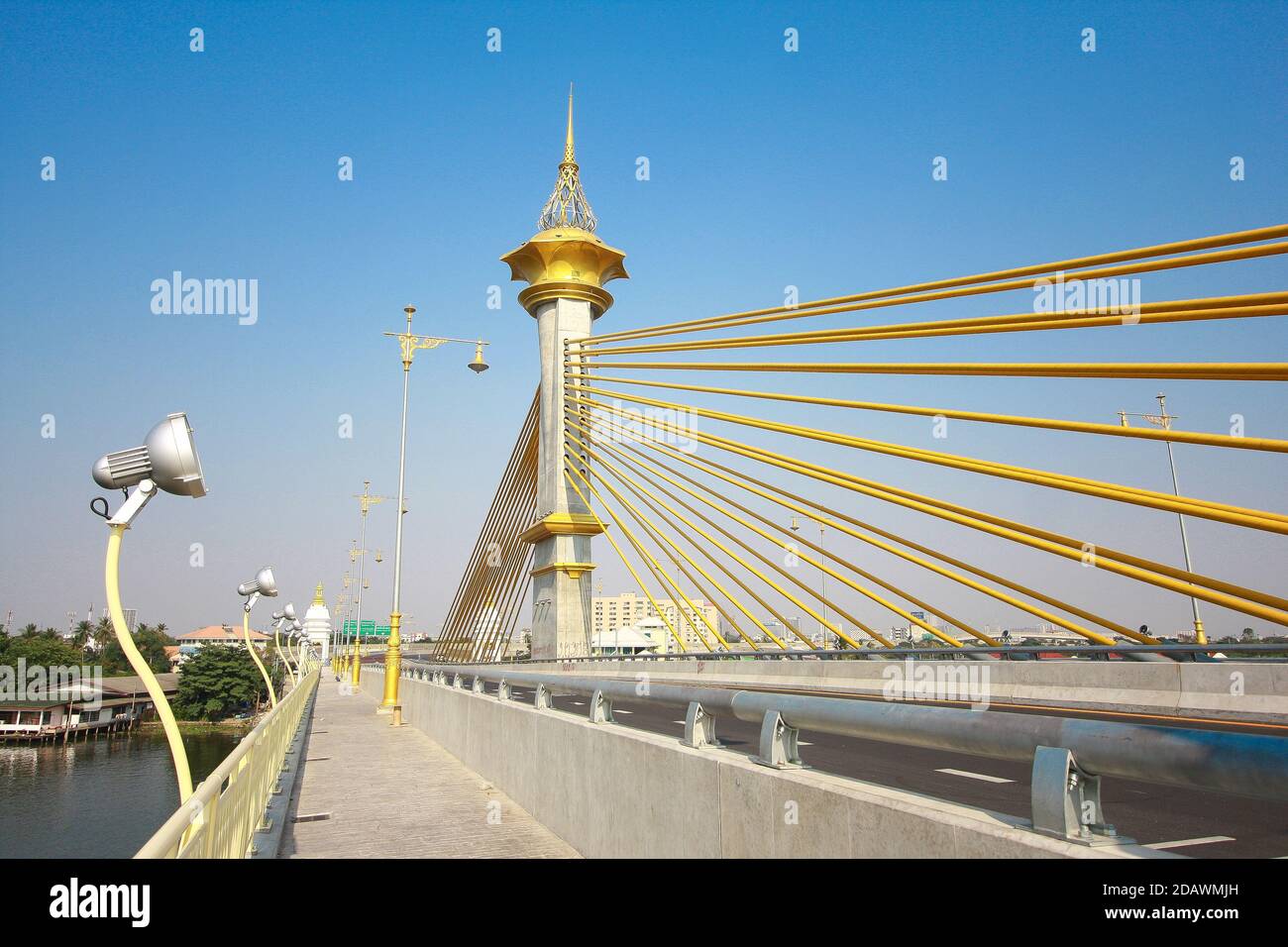 Maha Chesadabodindranusorn Bridge nonthaburi, thailand Stock Photo - Alamy