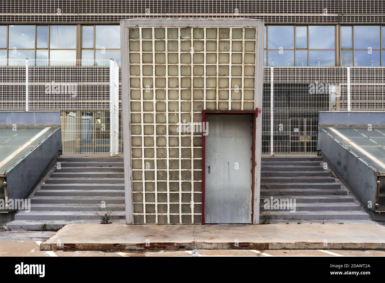 Separate entrance way hi-res stock photography and images - Alamy