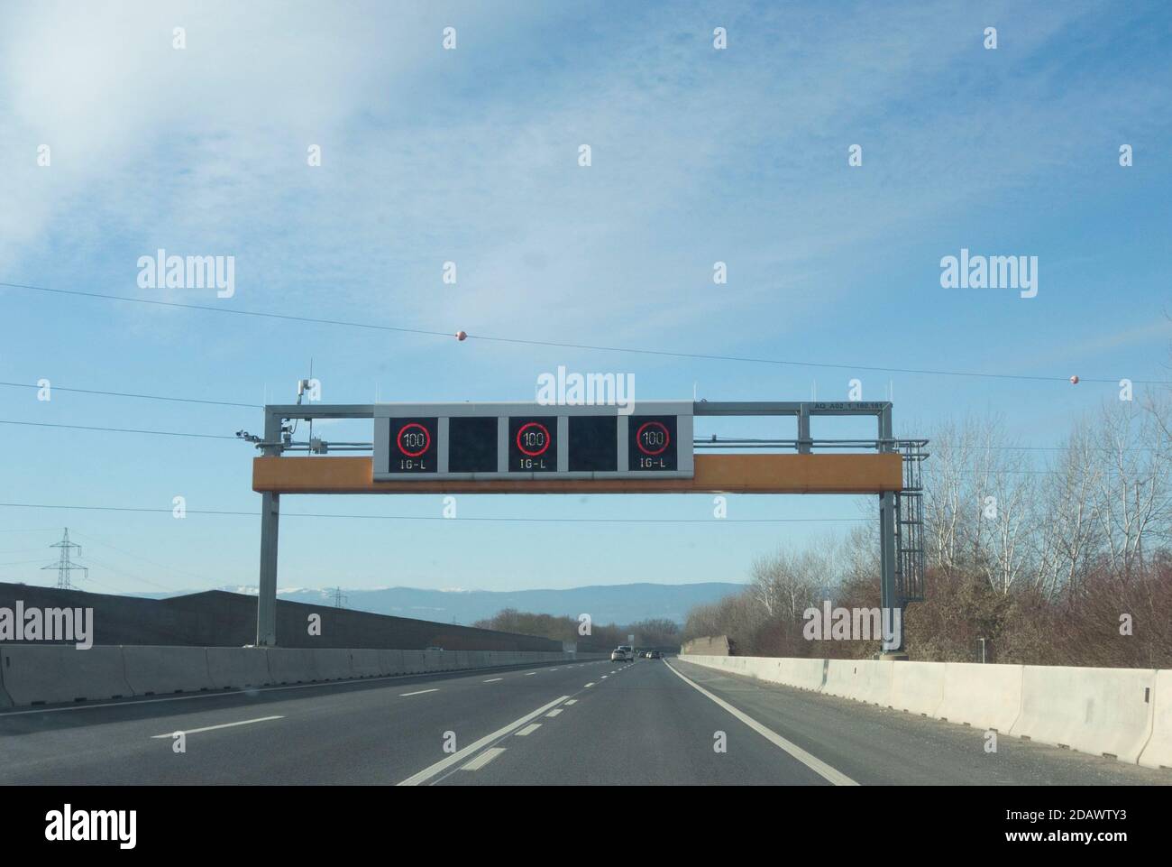 Dust reduction hi-res stock photography and images - Alamy