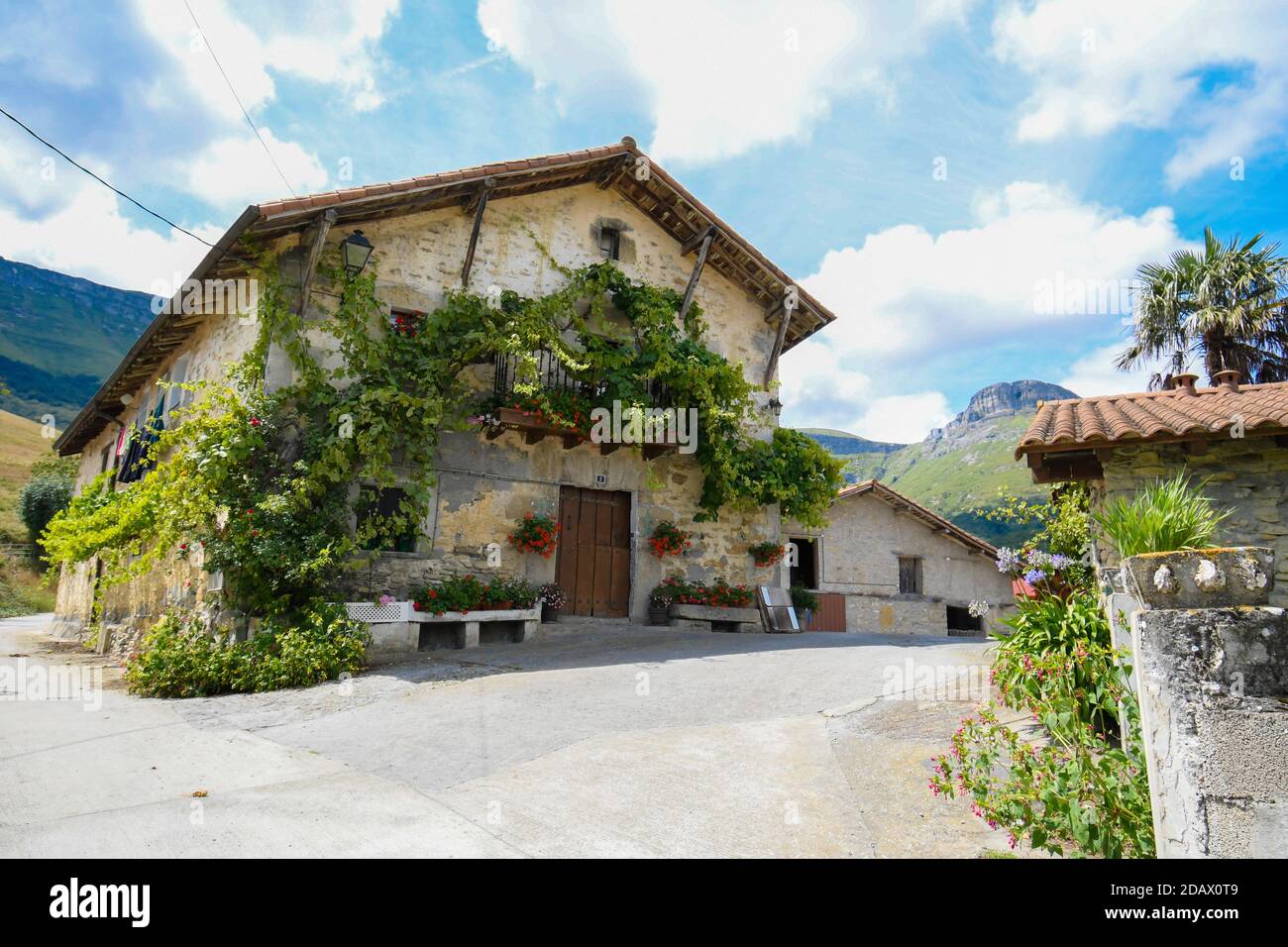 Typical hamlet of the Ayala valley in Aguiñiga Stock Photo - Alamy