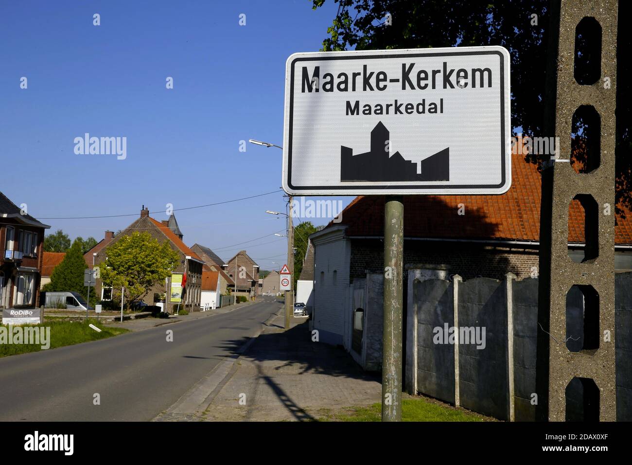 Illustration shows the name of Maarke-Kerkem, part of Maarkedal ...