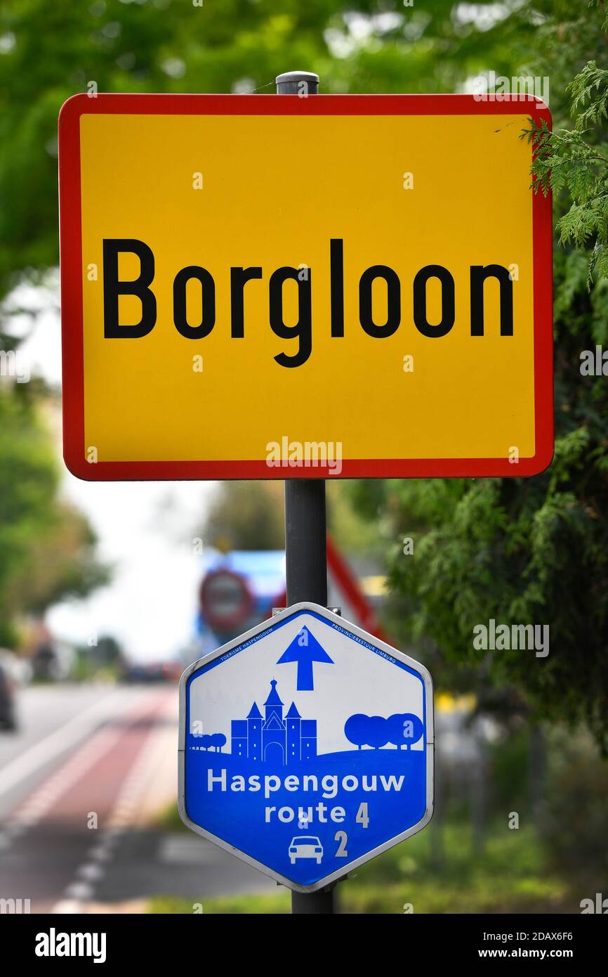 Illustration shows the name of the Borgloon municipality on a road sign ...