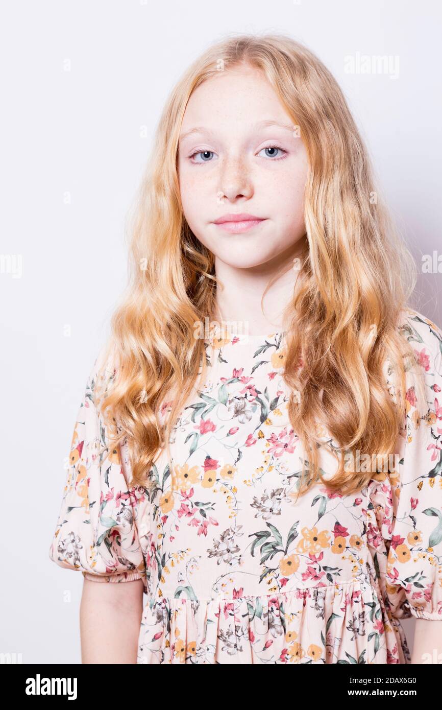 Girl fair hair 12 hi-res stock photography and images - Alamy