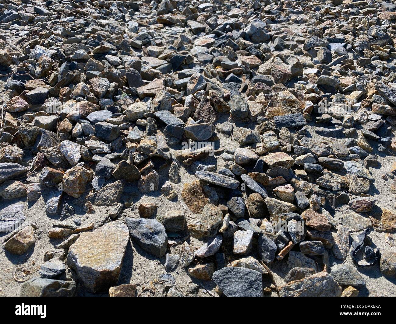 Pebble stone path walkway hi-res stock photography and images - Alamy