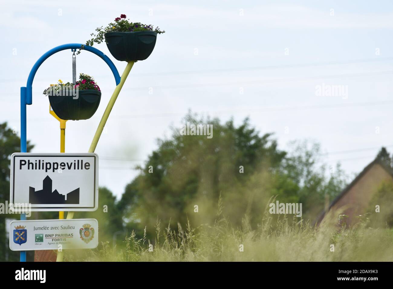 Illustration shows the name of the Philippeville municipality on a road ...