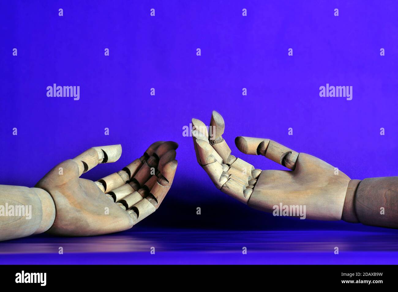 Hand dummy hi-res stock photography and images - Alamy
