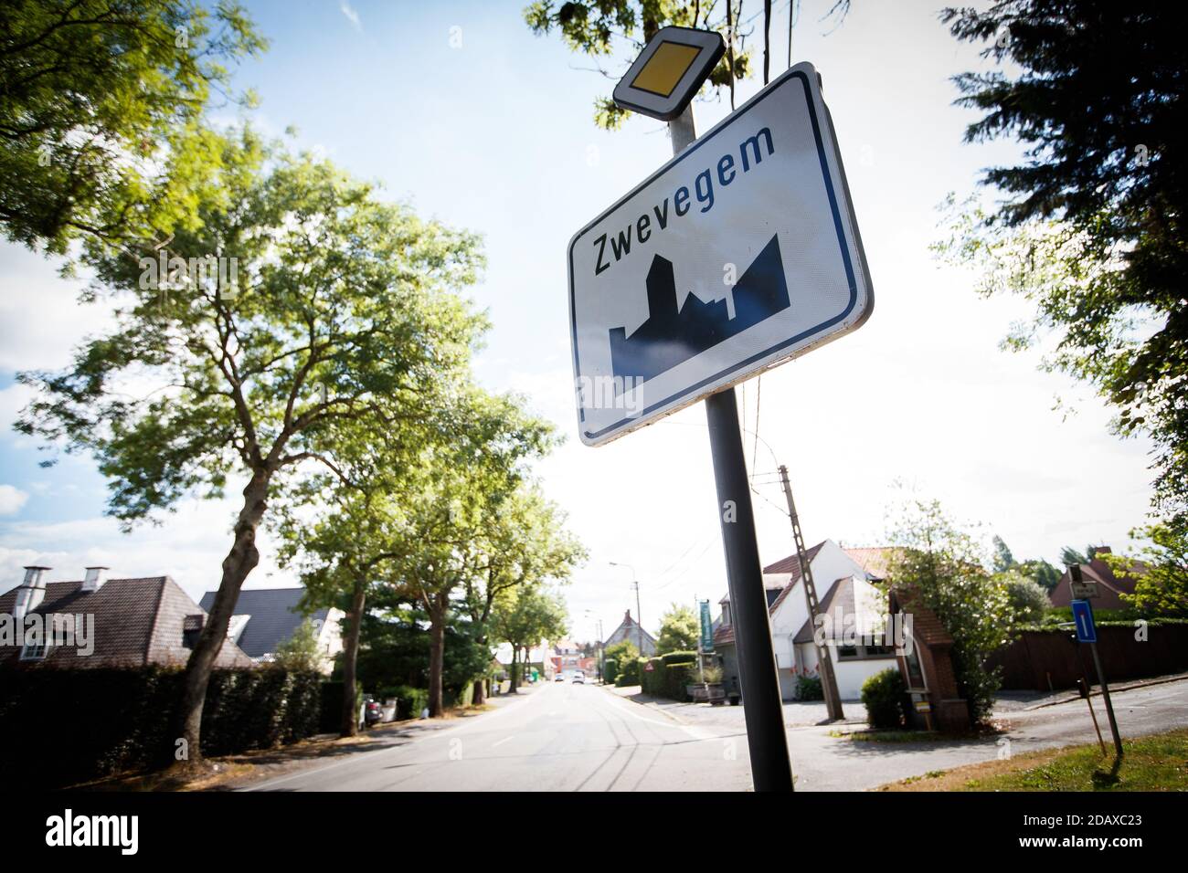 Illustration shows the name of the Zwevegem municipality on a road sign ...