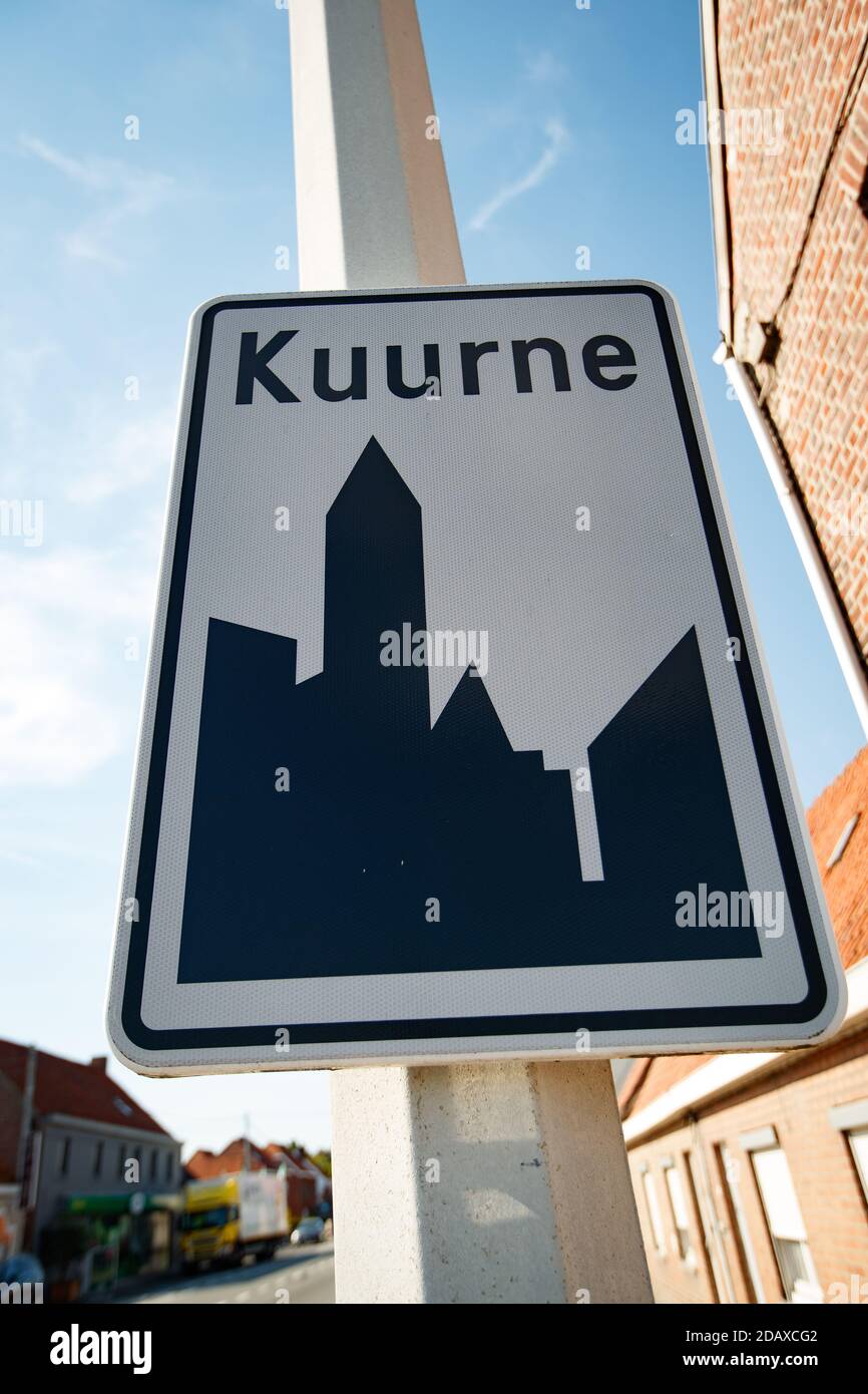 Illustration shows the name of the Kuurne municipality on a road sign ...