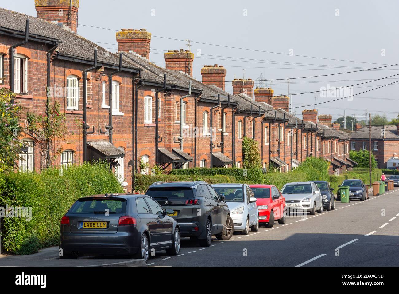 Victorian terraced houses, Station Road, Didcot, Oxfordshire, England ...