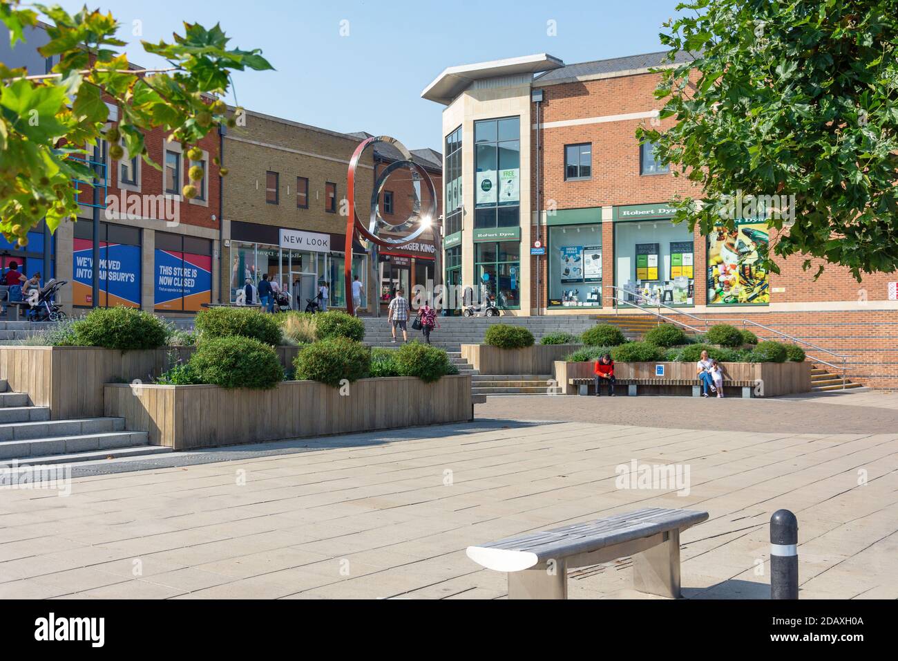 Orchard square shopping centre hi-res stock photography and images - Alamy