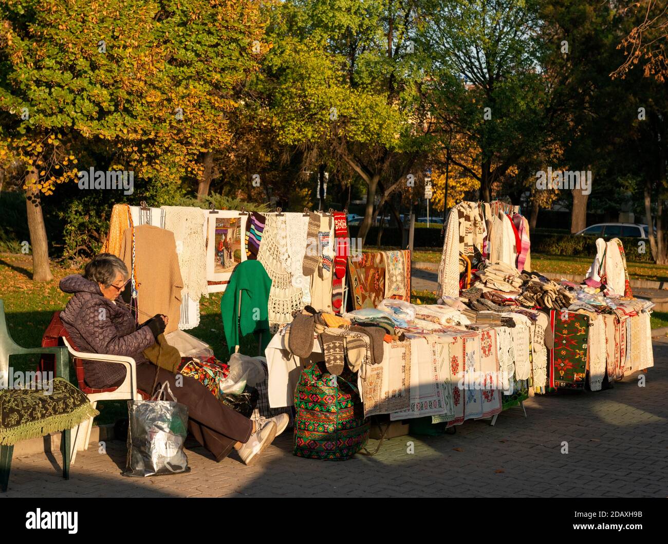 Impromptu stall hi-res stock photography and images - Alamy