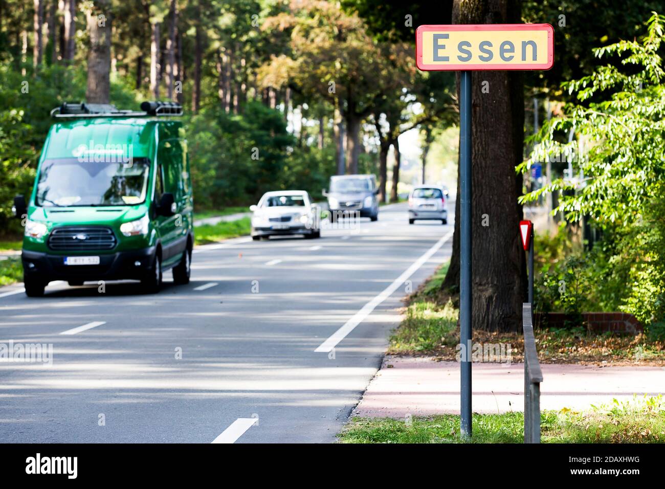 Illustration shows the name of the Essen municipality on a road sign ...