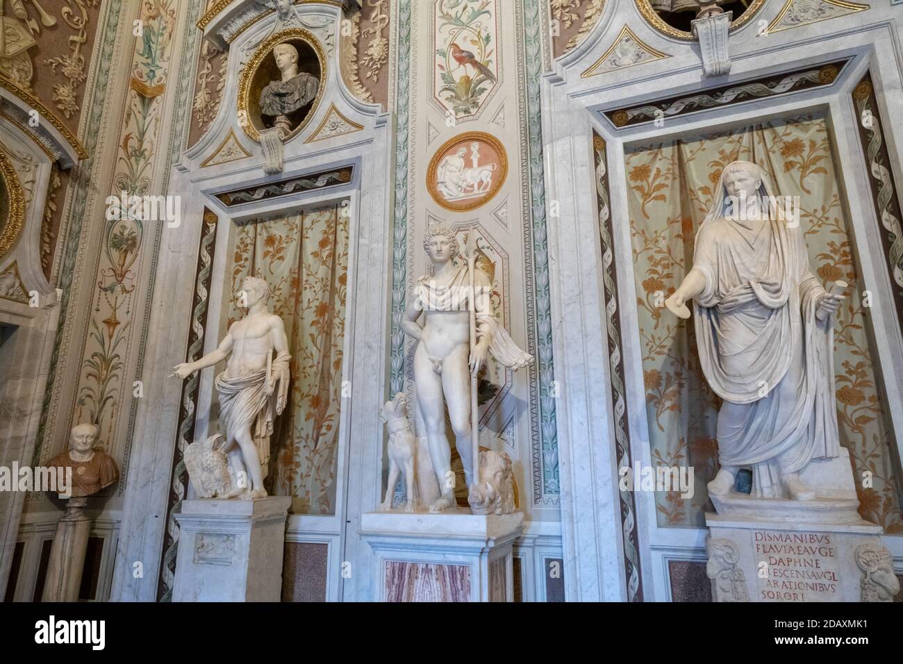 Temple canova interior hi-res stock photography and images - Alamy