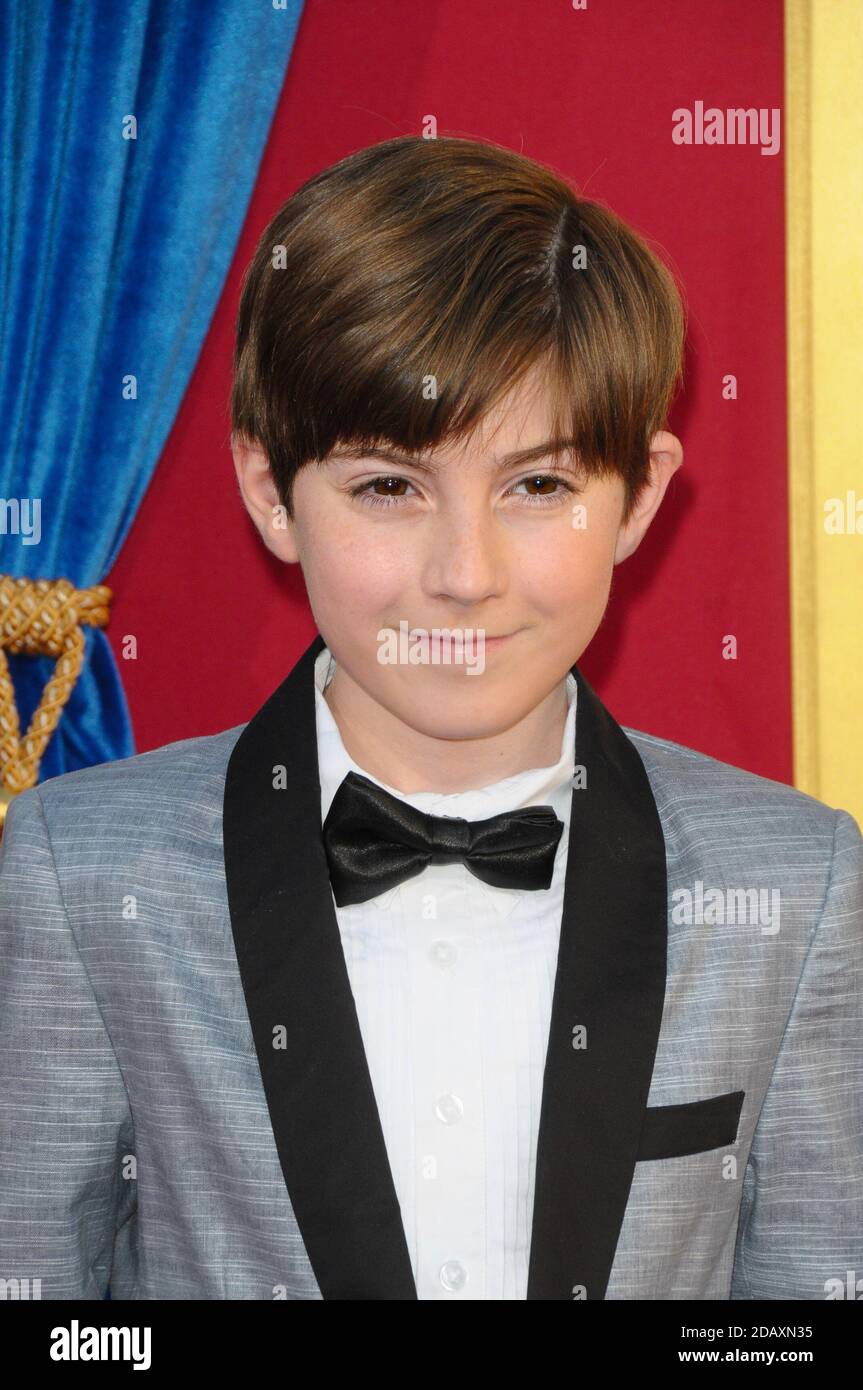 Mason Cook at Premiere of The Incredible Burt Wonderstone held at the ...