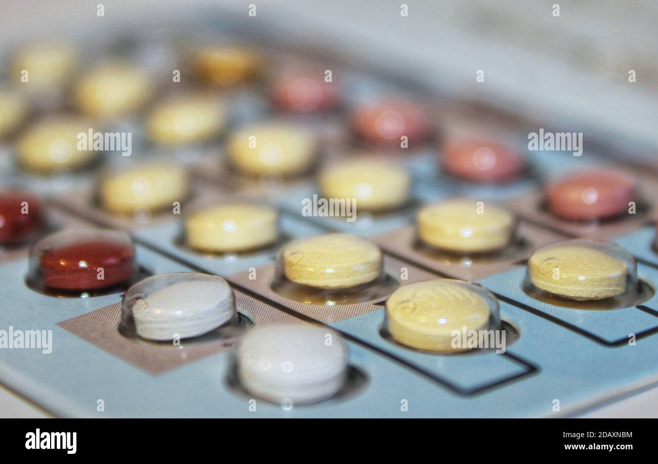 A full packet of 28 Qlaira combined contraceptive pills Stock Photo - Alamy