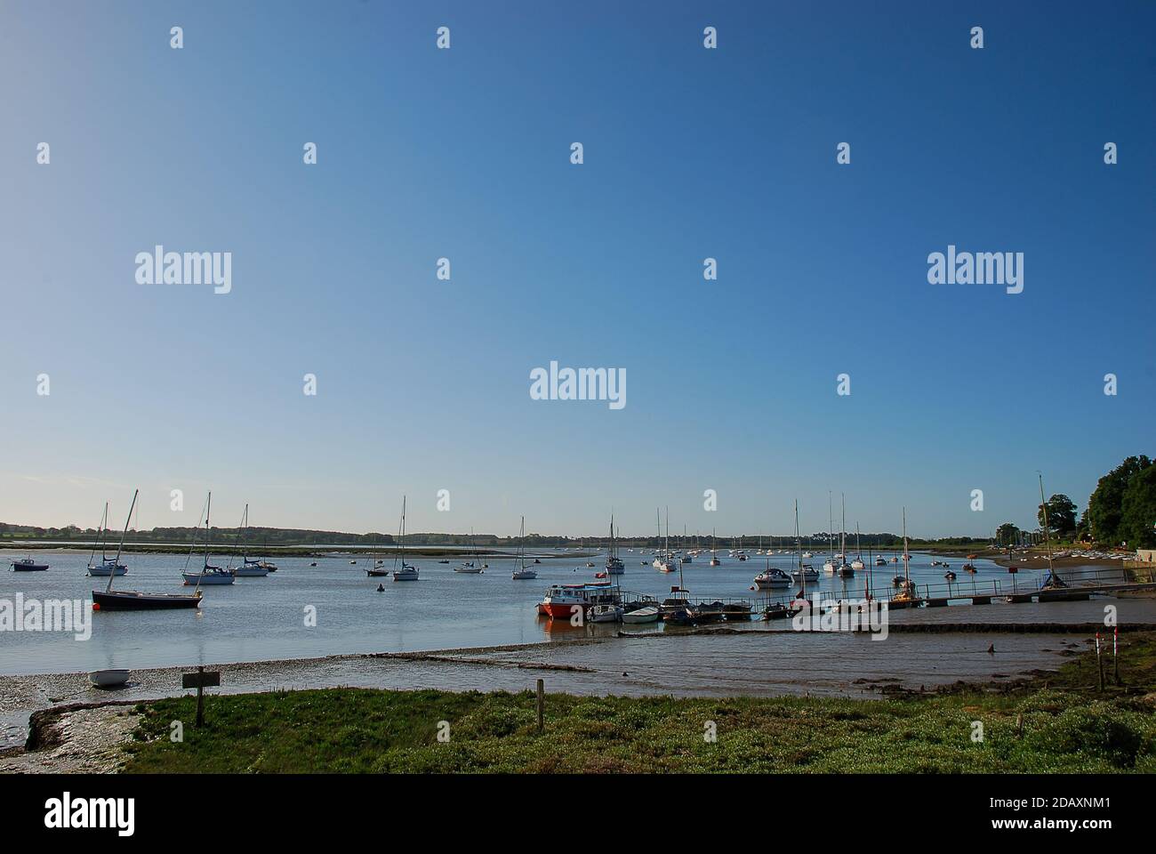Early morning on the River Deben in Suffolk, UK Stock Photo - Alamy