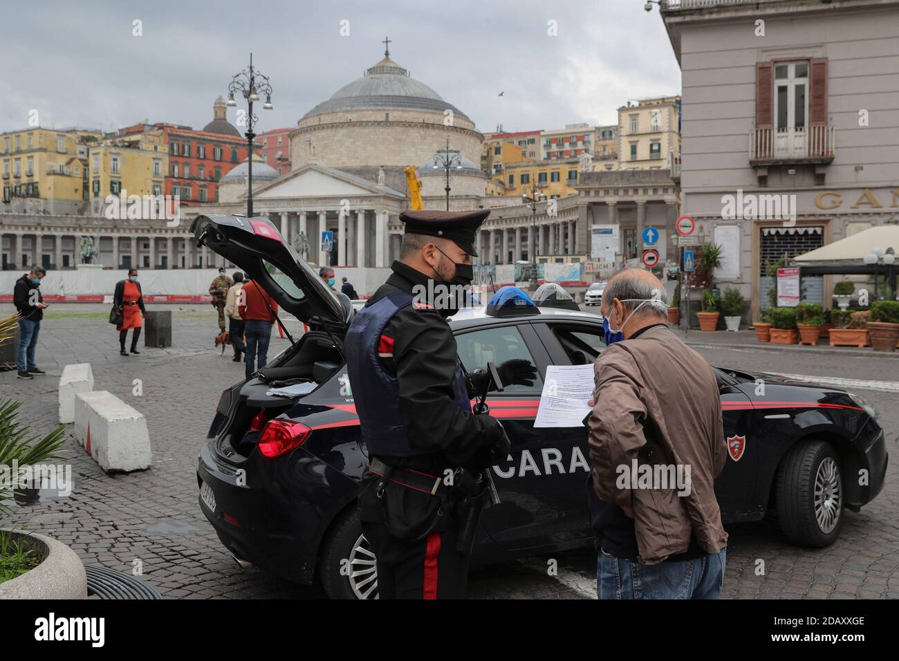 Naples, Italy. 15th Nov, 2020. Italian Carabinieri (military Police ...