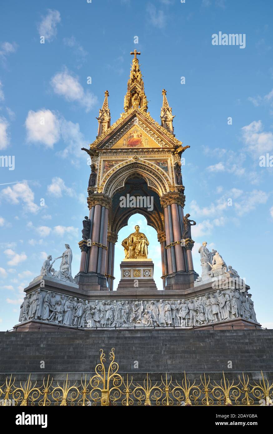 The albert memorial South kensington prince albert Stock Photo - Alamy