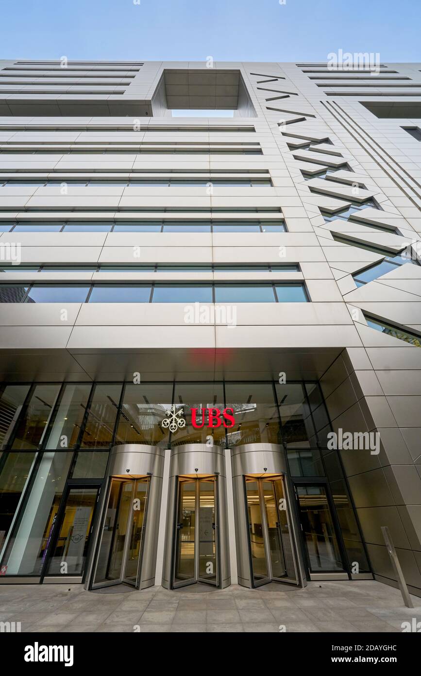 Ubs building city of london hi-res stock photography and images - Alamy