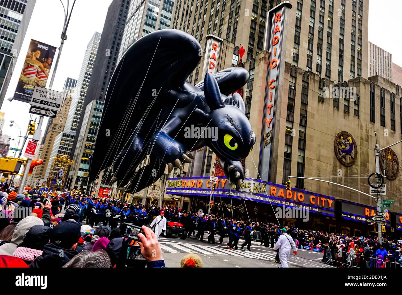Toothless the Dragon balloon floats in the air during the Macy's ...