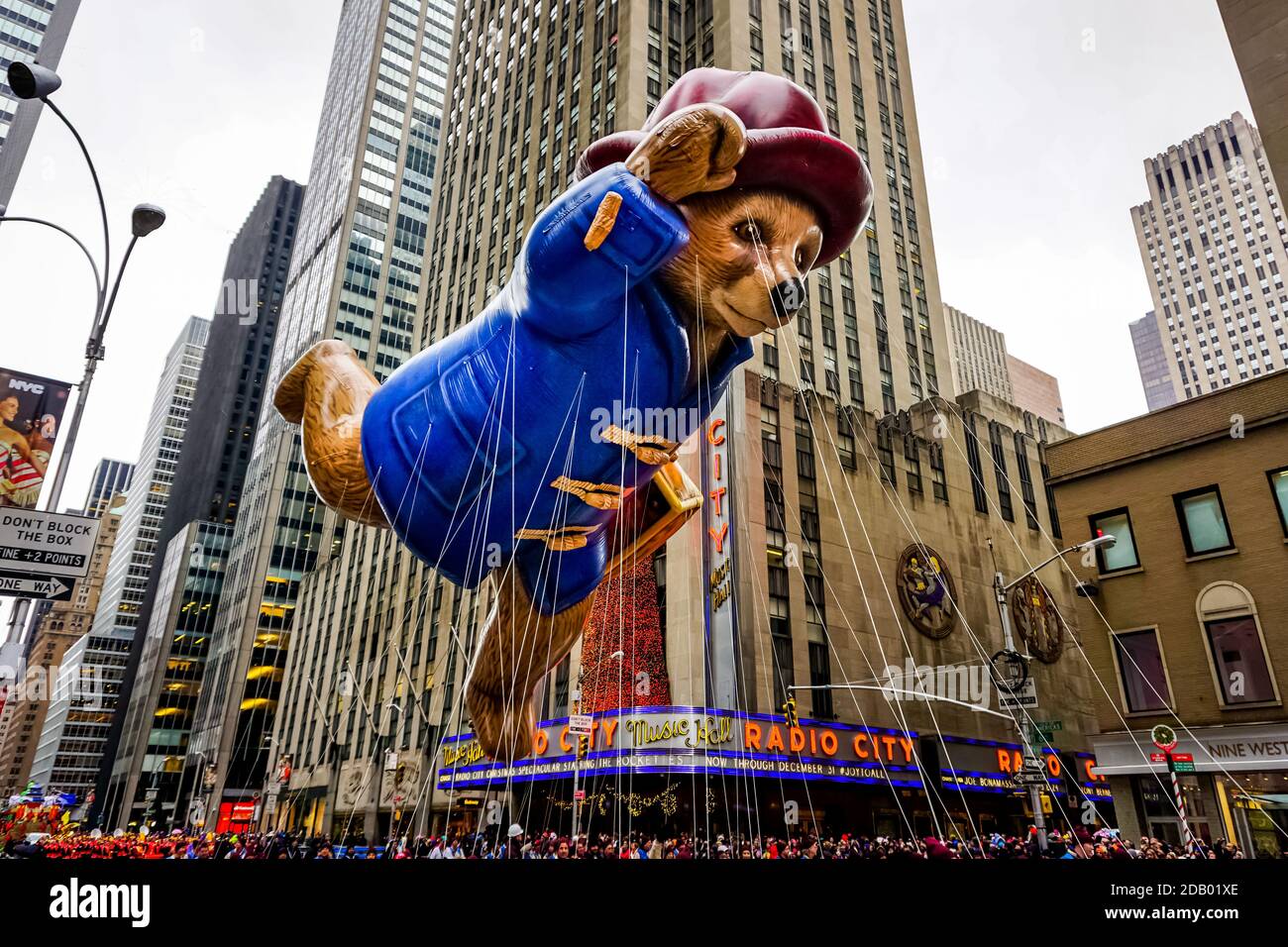 Paddington bear hi-res stock photography and images - Alamy