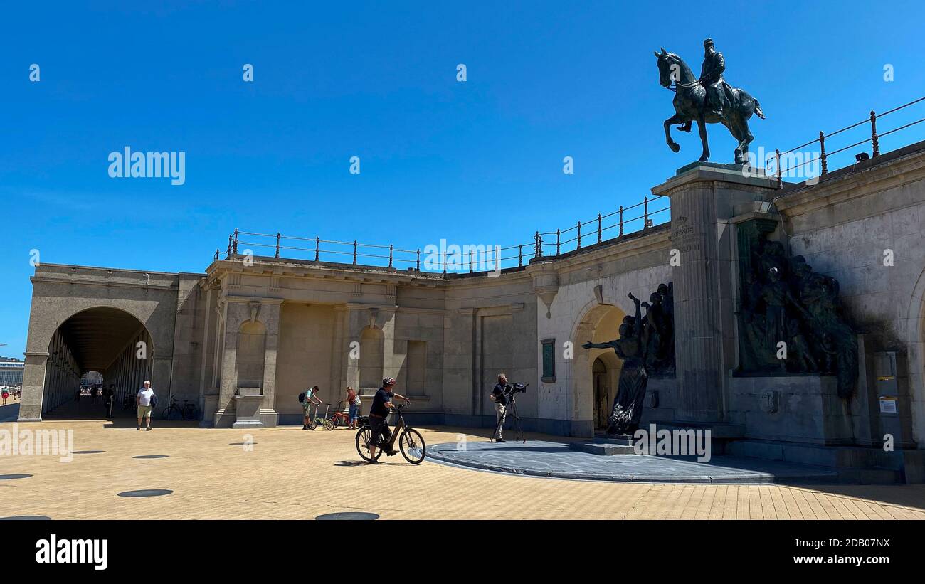 Statue of king leopold ii hi-res stock photography and images - Alamy