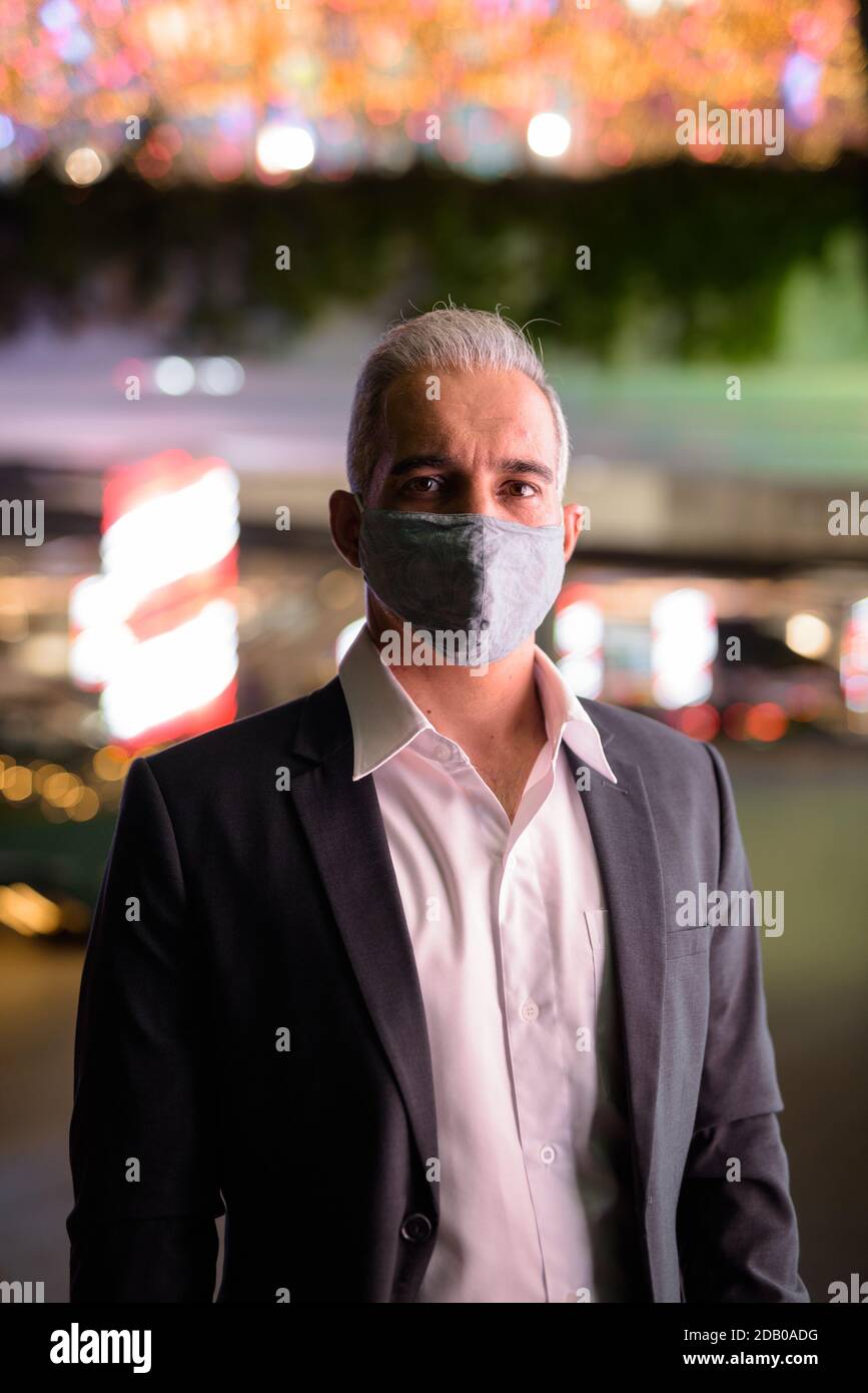 Quarantine suit hi-res stock photography and images - Alamy