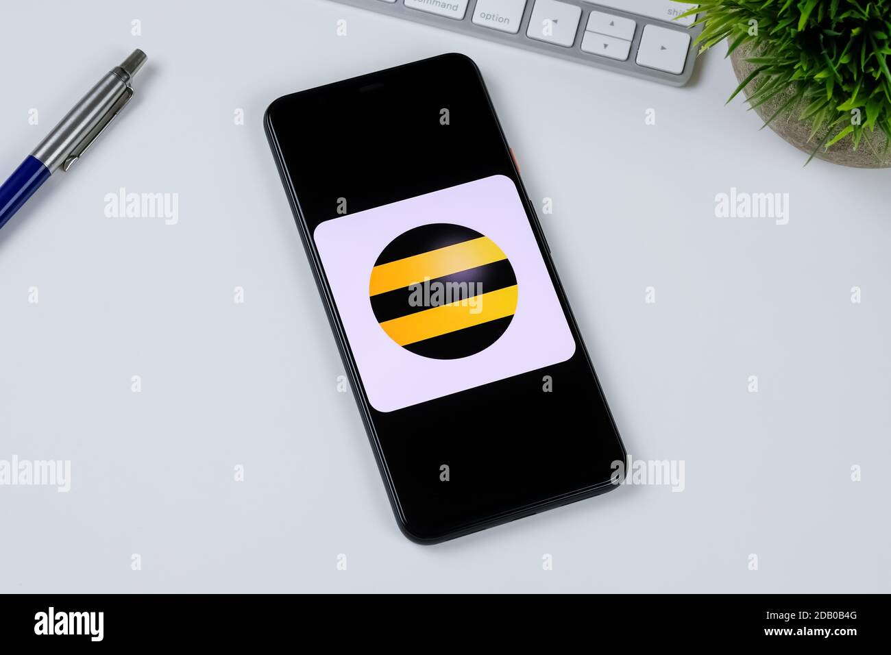 My Beeline app logo on a smartphone screen Stock Photo - Alamy