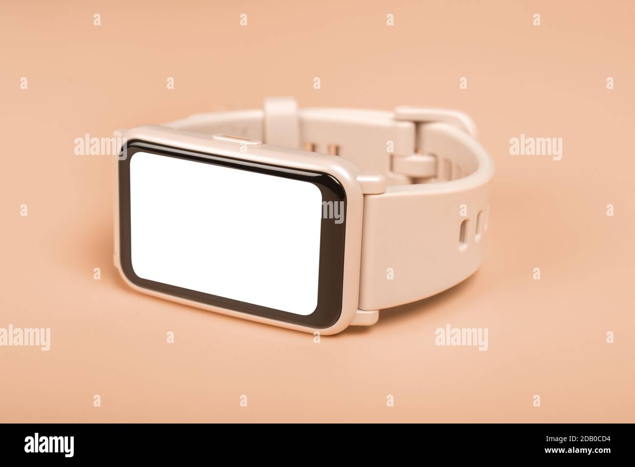 mockup fitness smart watch with blank white screen close up. fitness ...
