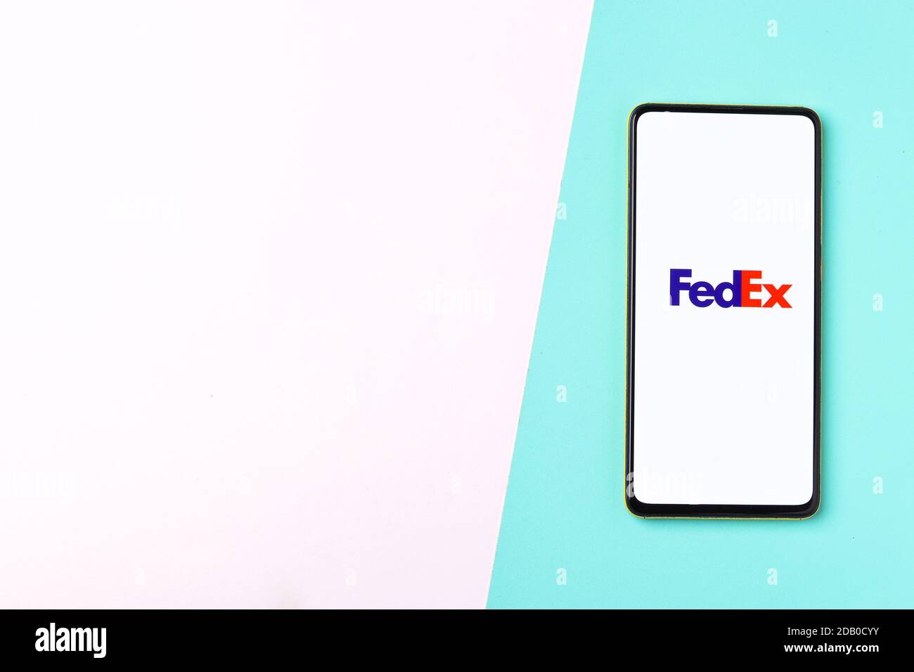Assam, india - November 15, 2020 : Fedex logo on phone screen stock ...