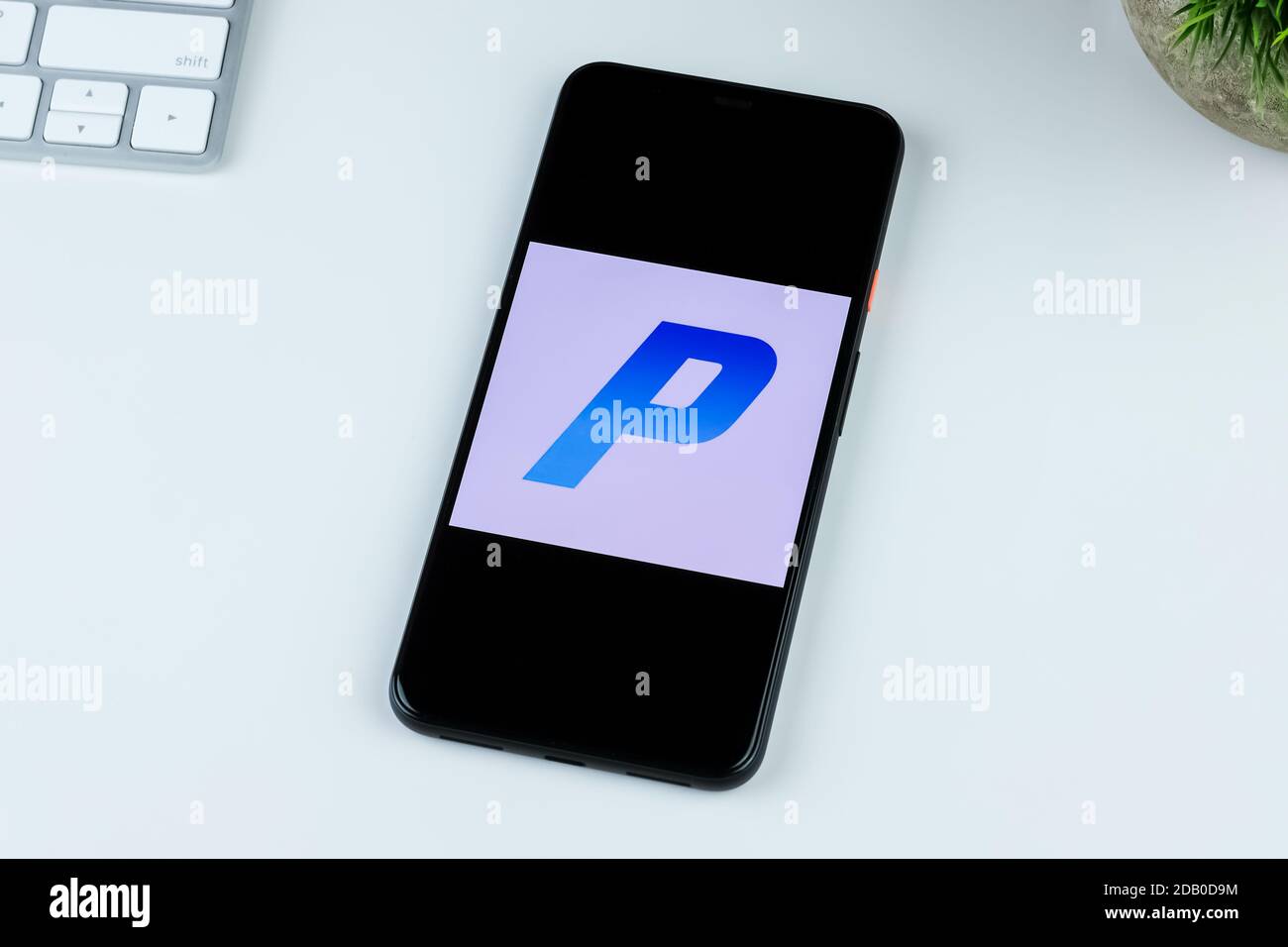 Progressive app logo on a smartphone screen Stock Photo - Alamy