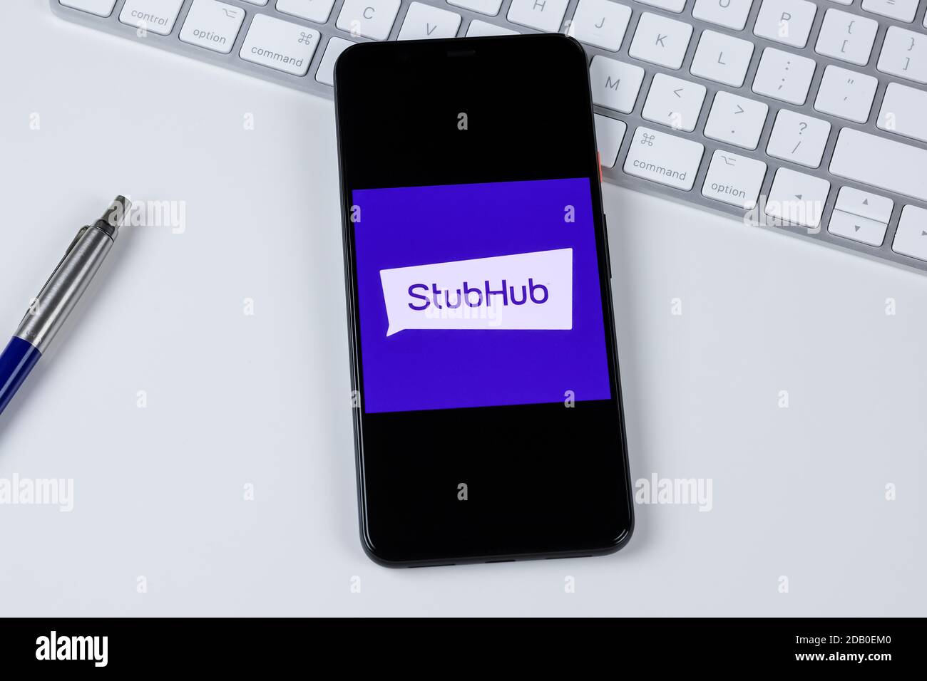 StubHub app logo on a smartphone screen Stock Photo - Alamy