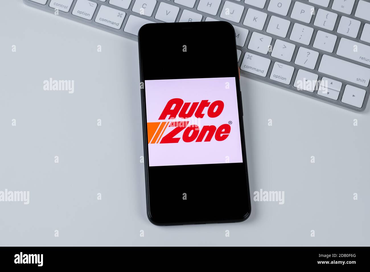 Autozone logo hi-res stock photography and images - Alamy