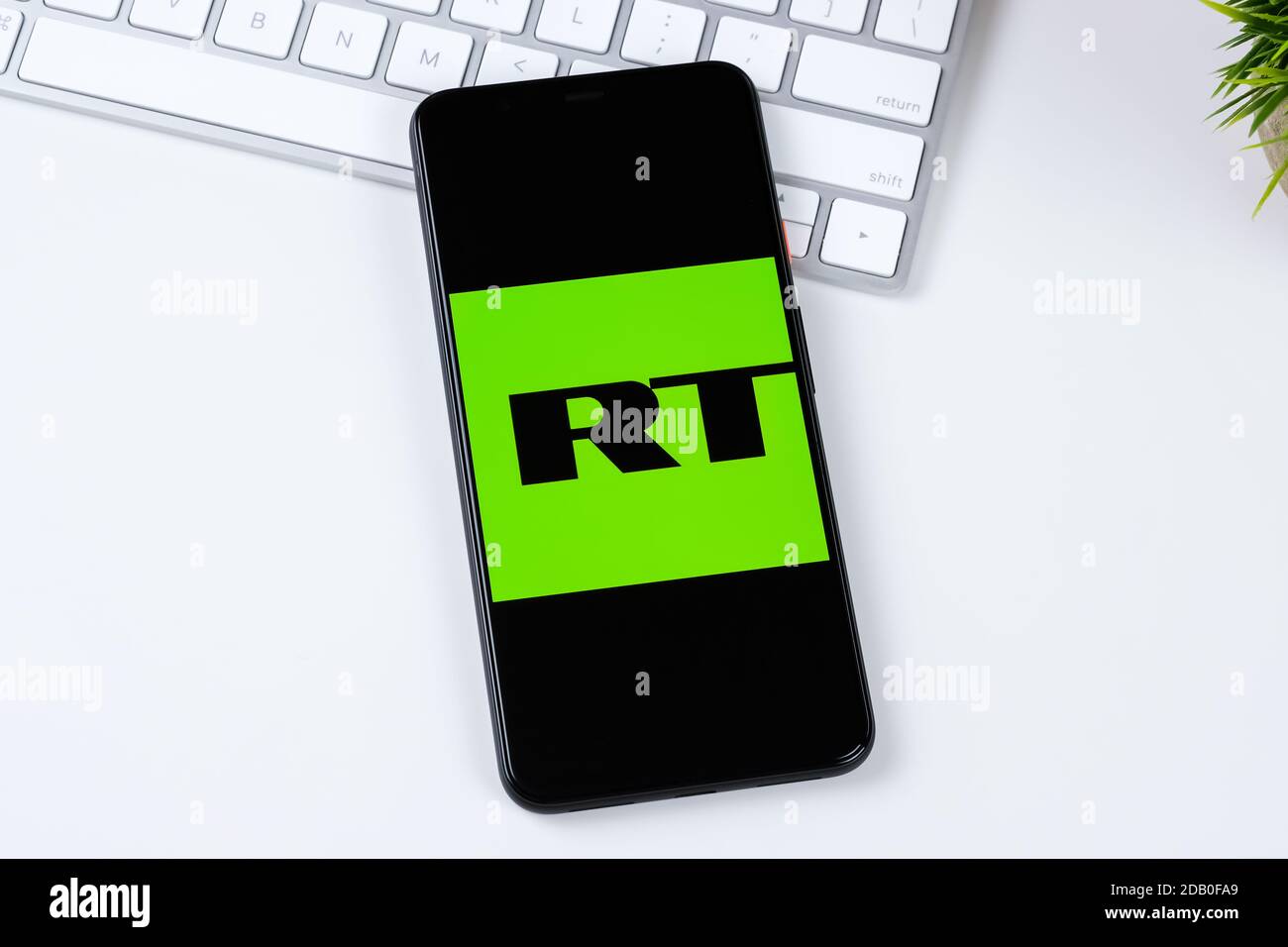 Rt tech logo hi-res stock photography and images - Alamy