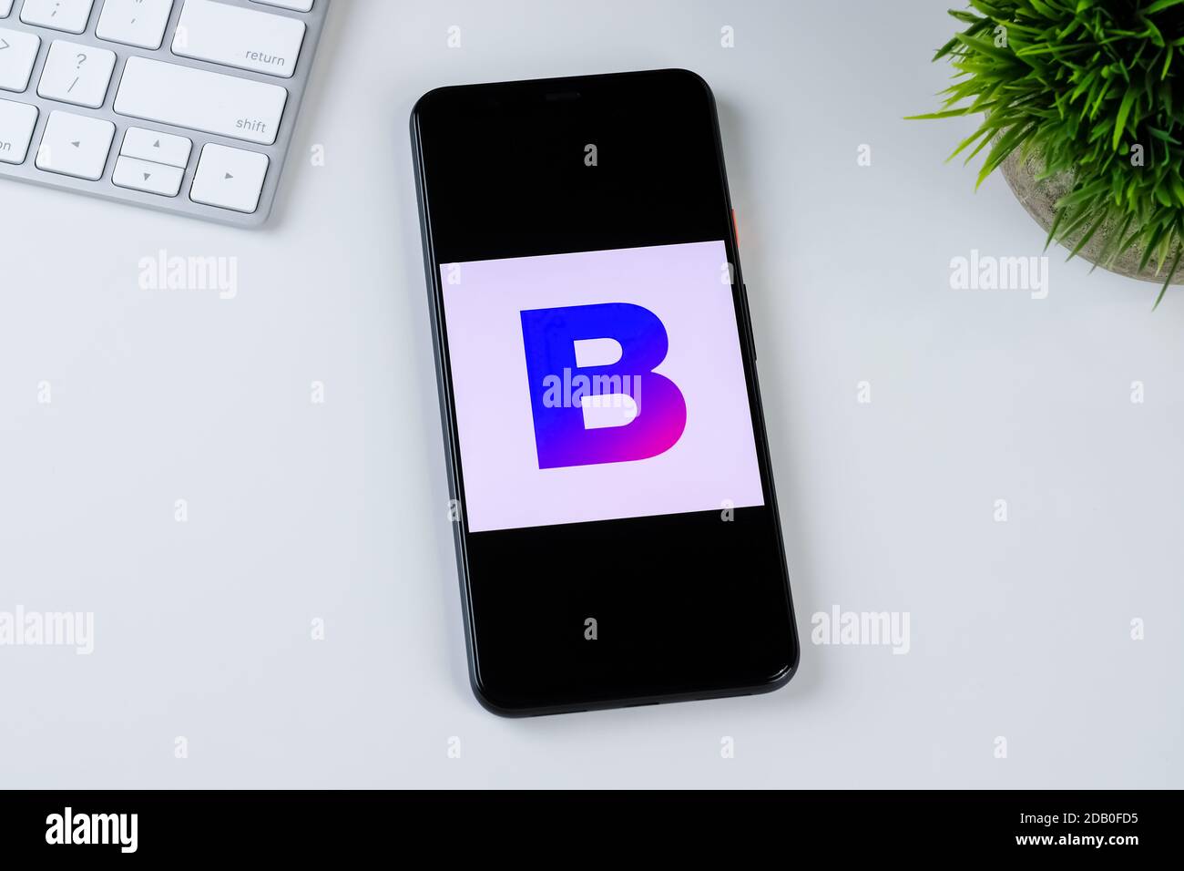 Bloomberg logo hi-res stock photography and images - Alamy