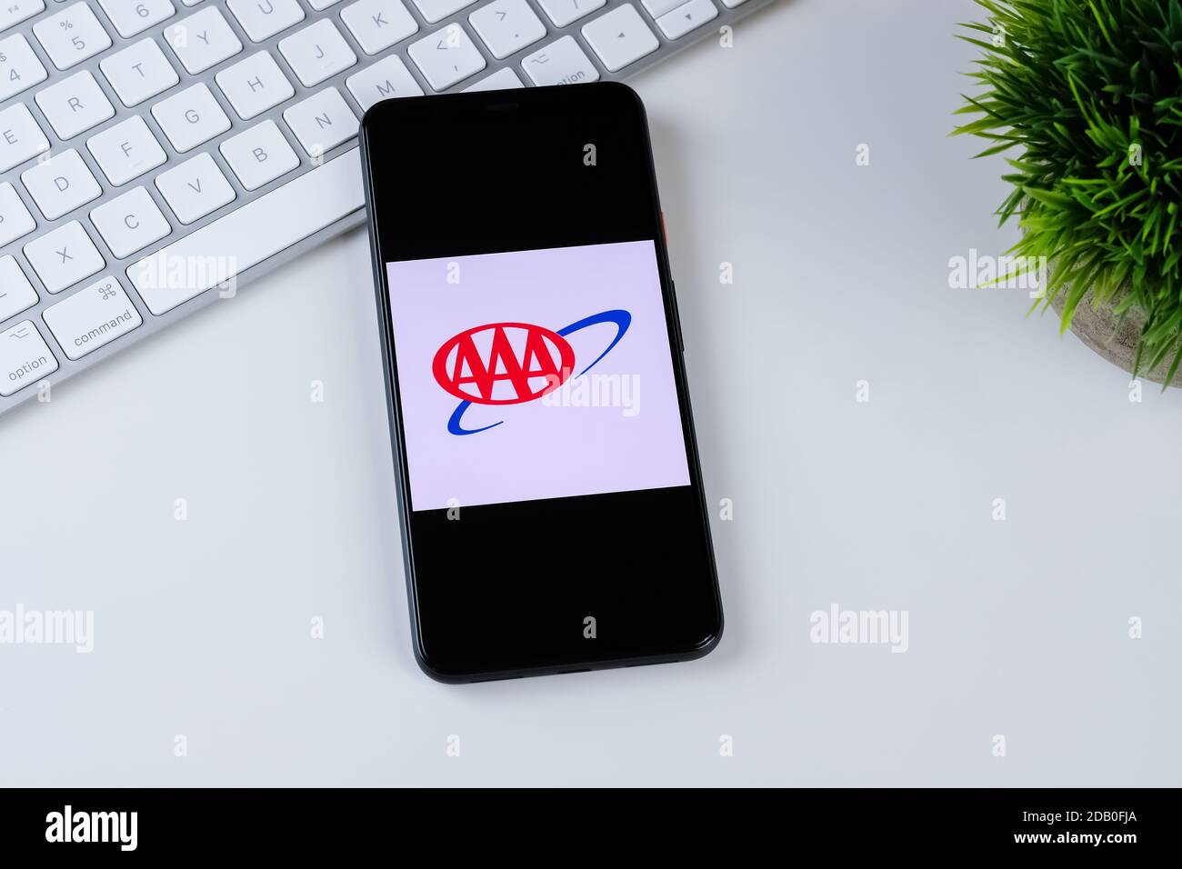 AAA Mobile app logo on a smartphone screen Stock Photo - Alamy